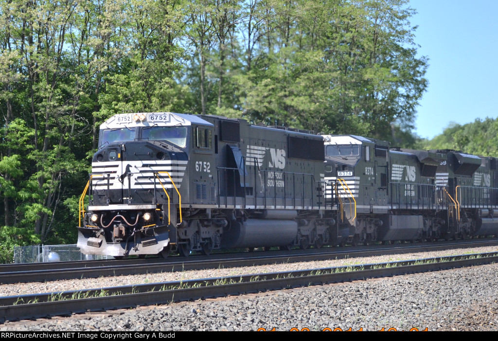 NORFOLK SOUTHERN SD60I 6752 CRESSON PA